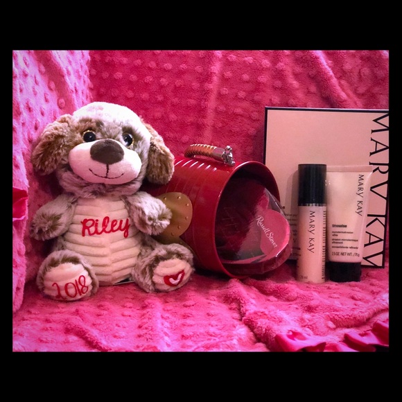 Mary Kay | Other | Mary Kay Valentines Baskets | Poshmark